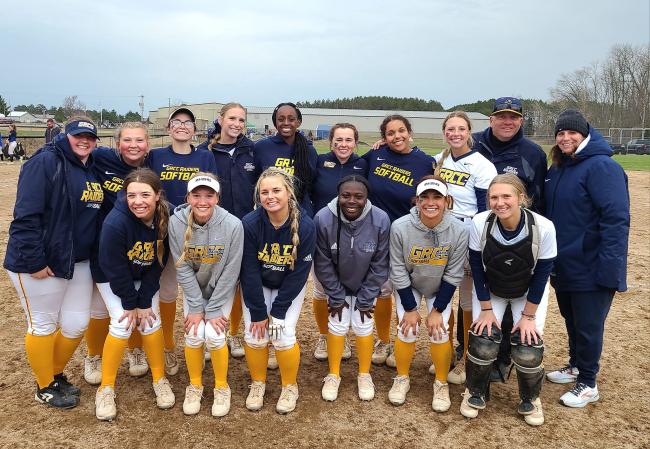 GRCC softball, baseball teams win nine of 10 games played in first Upper Peninsula road trip ...